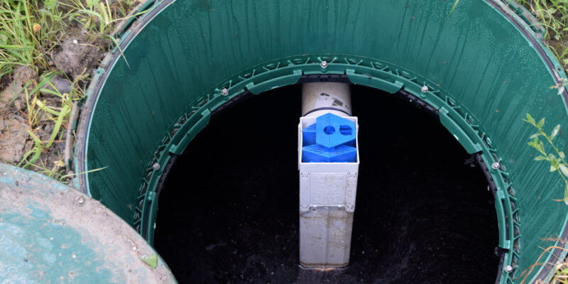PLASTIC VS CONCRETE SEPTIC TANKS: WHICH IS RIGHT FOR YOUR PROPERTY ...